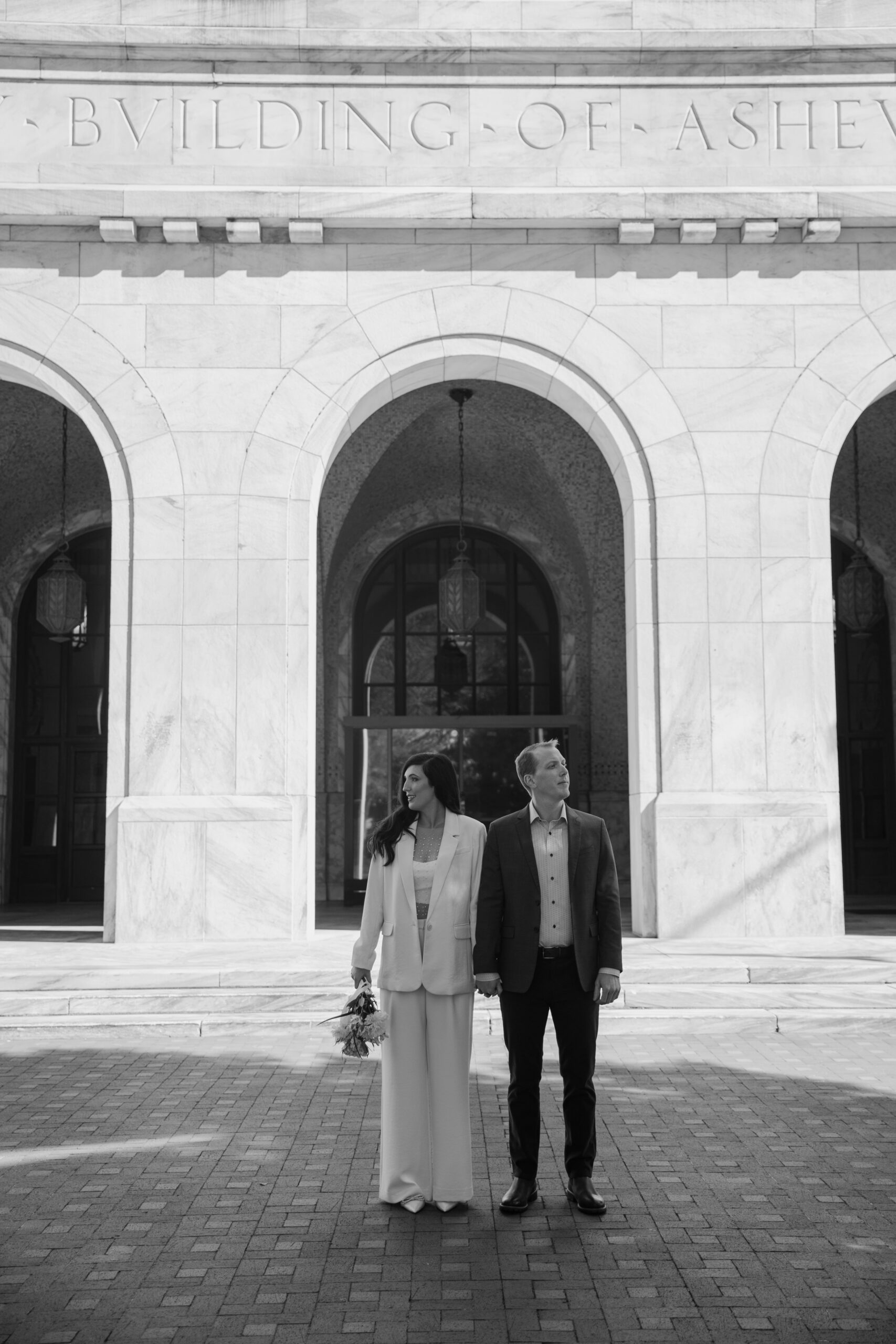 How to Plan an Asheville Courthouse Elopement